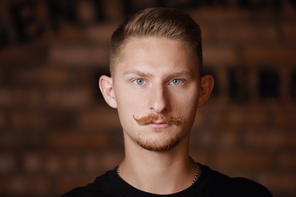 Modele de mustata la moda | Philips